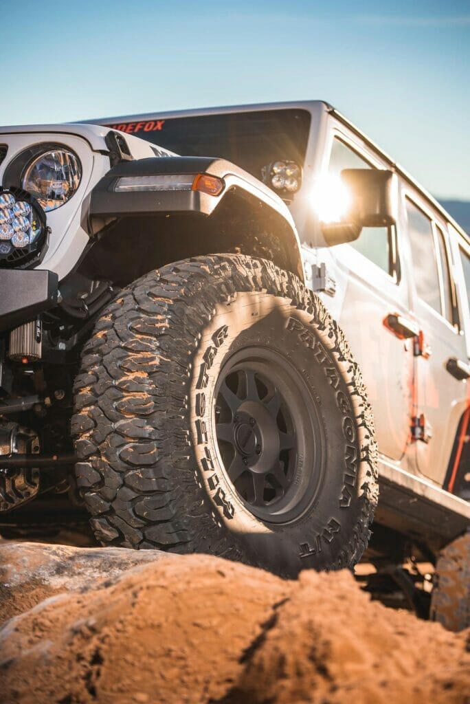 GOING BIG: A GENERAL GUIDE TO GOING TO 40-INCH TIRES - Milestar Tires